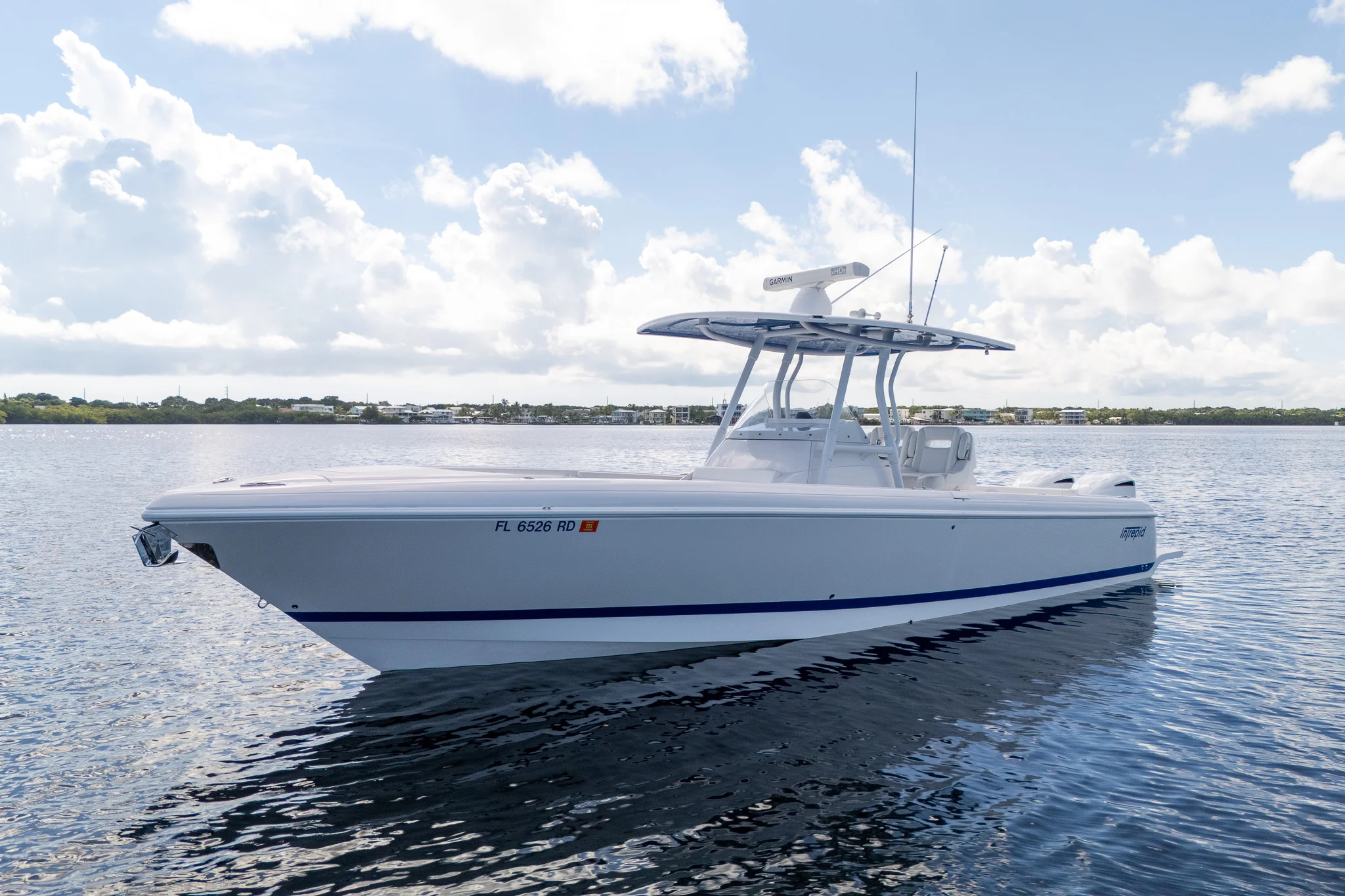 2016 Intrepid 327 CC MarineMax Miami