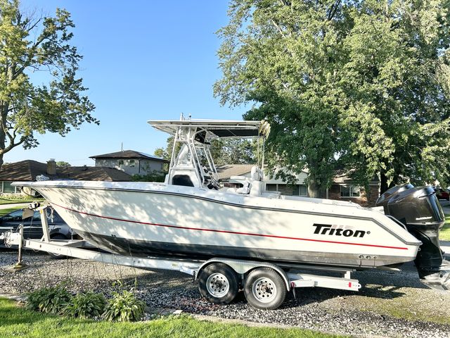 Triton Boats 2895 Center Console Boat For Sale - Waa2